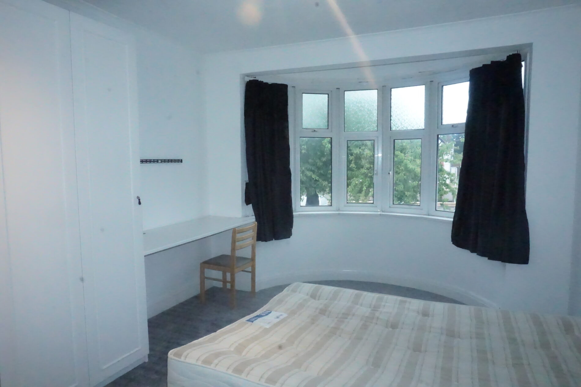 Impressive 4 bedroom house available to rent in Watford way Hendon NW4