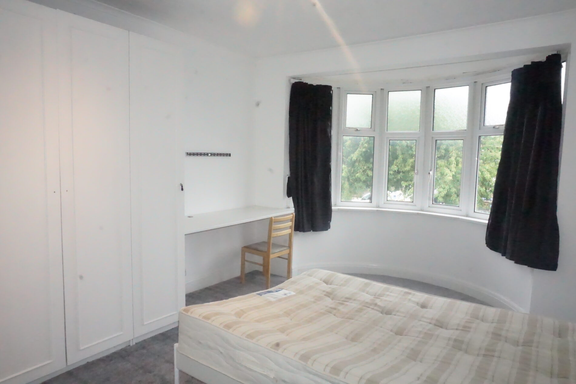 Impressive 4 bedroom house available to rent in Watford way Hendon NW4